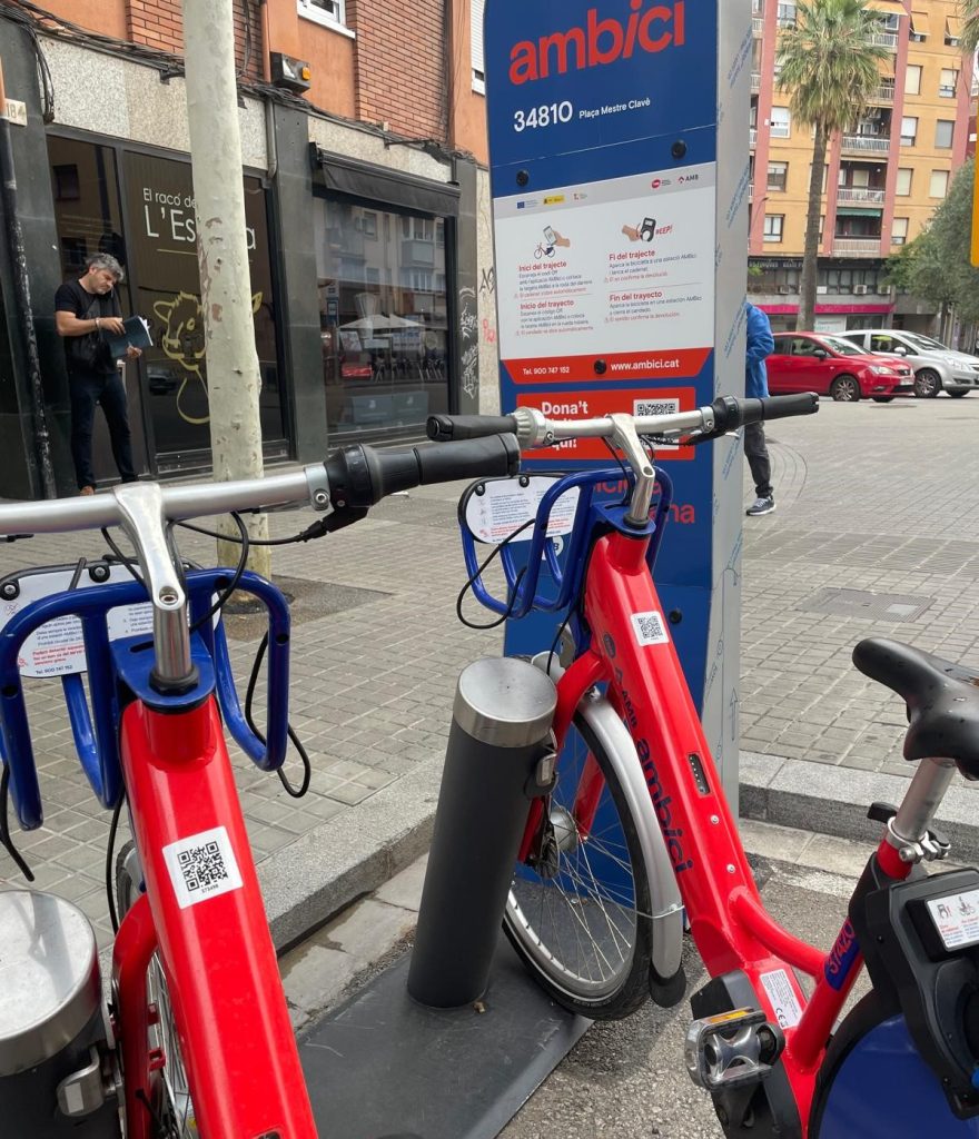 El AMBici empieza a funcionar en L'Hospitalet de Llobregat - El TOT L ...