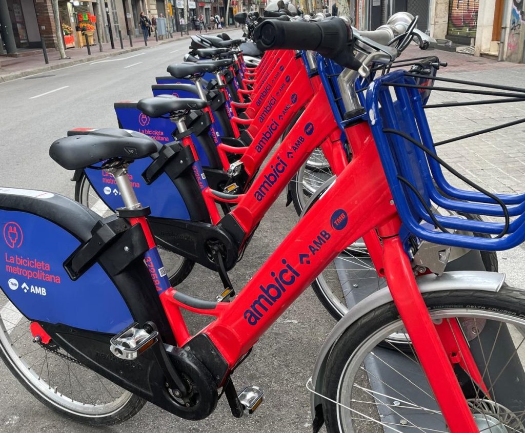 El AMBici empieza a funcionar en L'Hospitalet de Llobregat - El TOT L ...
